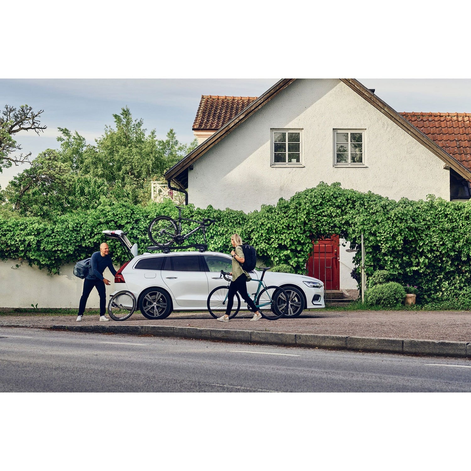 Thule FastRide Rooftop Fork Mount Bike Carrier – Campmor